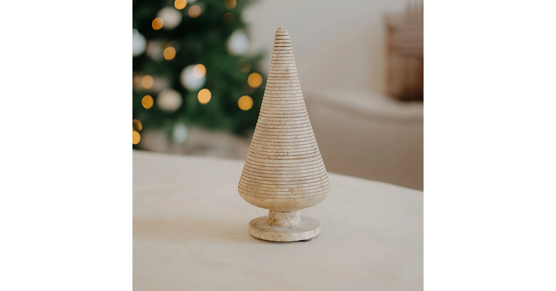 Karácsonyi dekoráció - fa fenyő - bordás - 21 cm